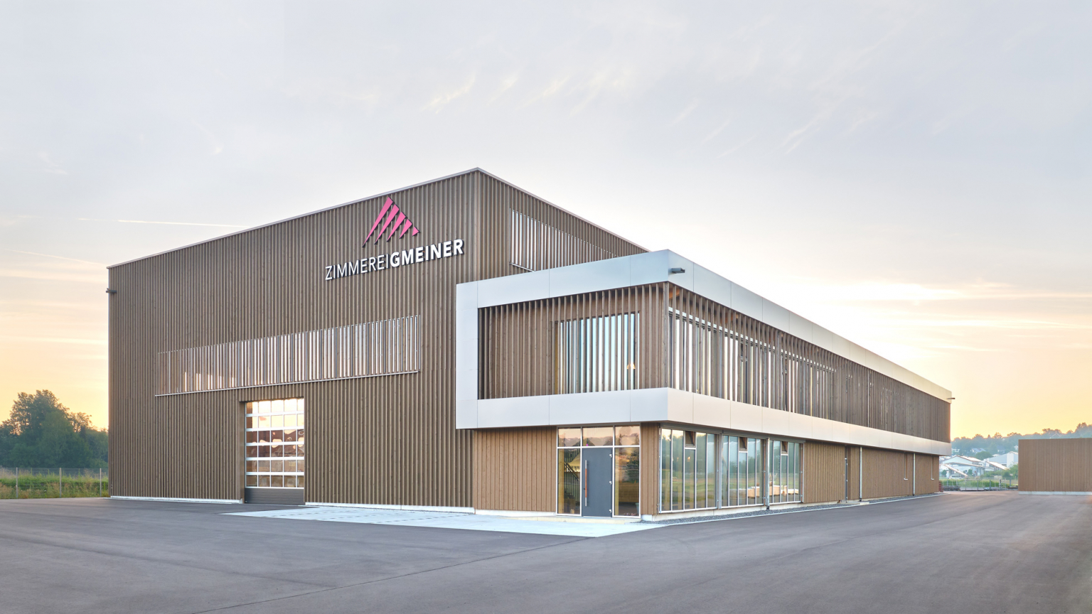 Sustainable Timber Structures for Industrial and Logistics Buildings. LIGNA systems®|