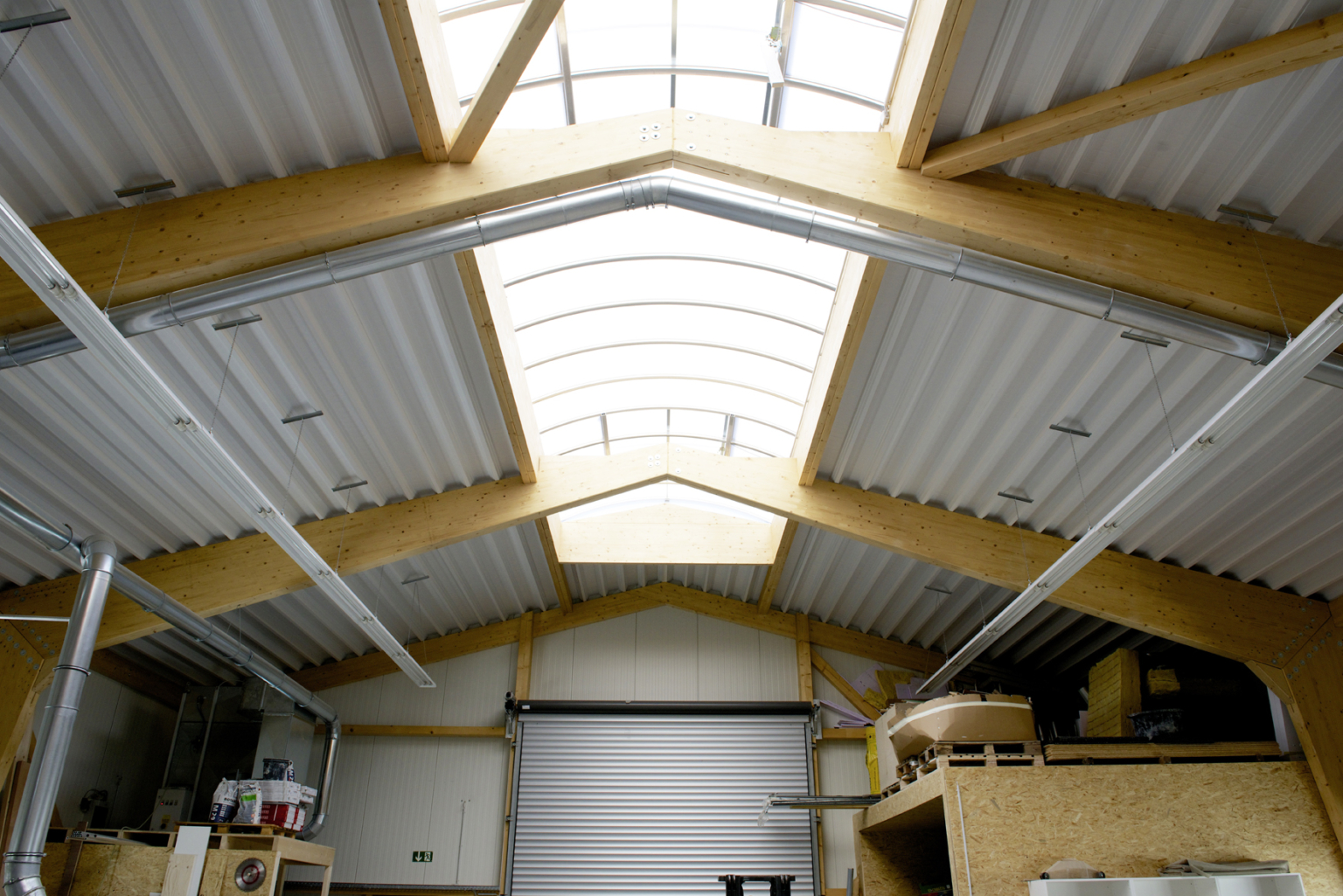 Wooden halls in modular construction by LIGNA systems