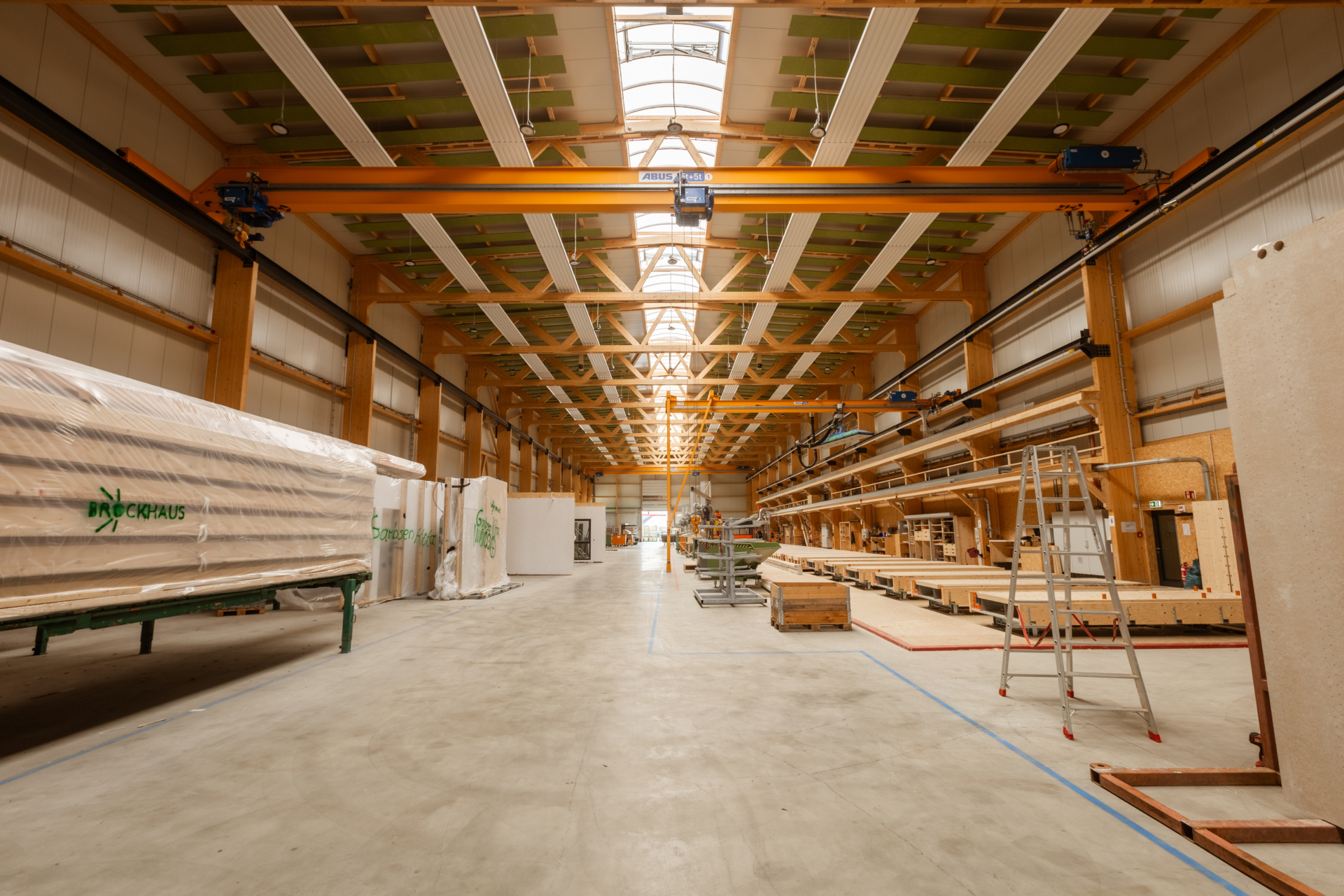 Contractors / Hall Builders