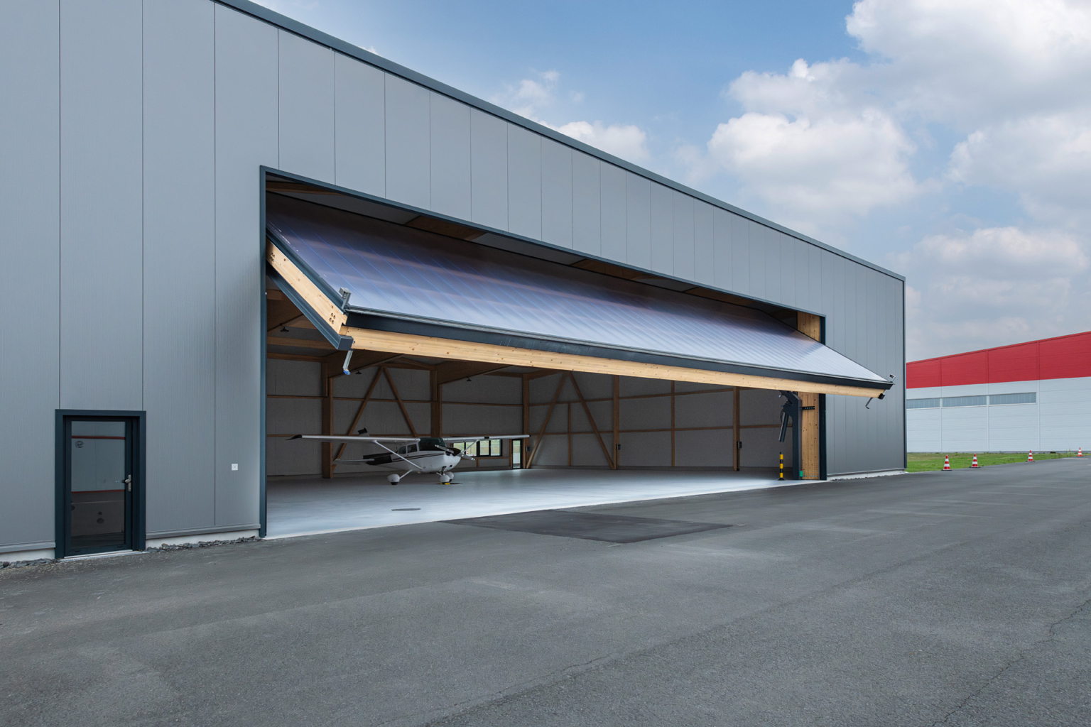 Wooden halls in modular construction by LIGNA systems