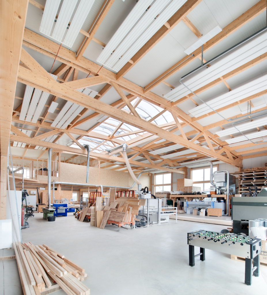 Contractors / Hall Builders