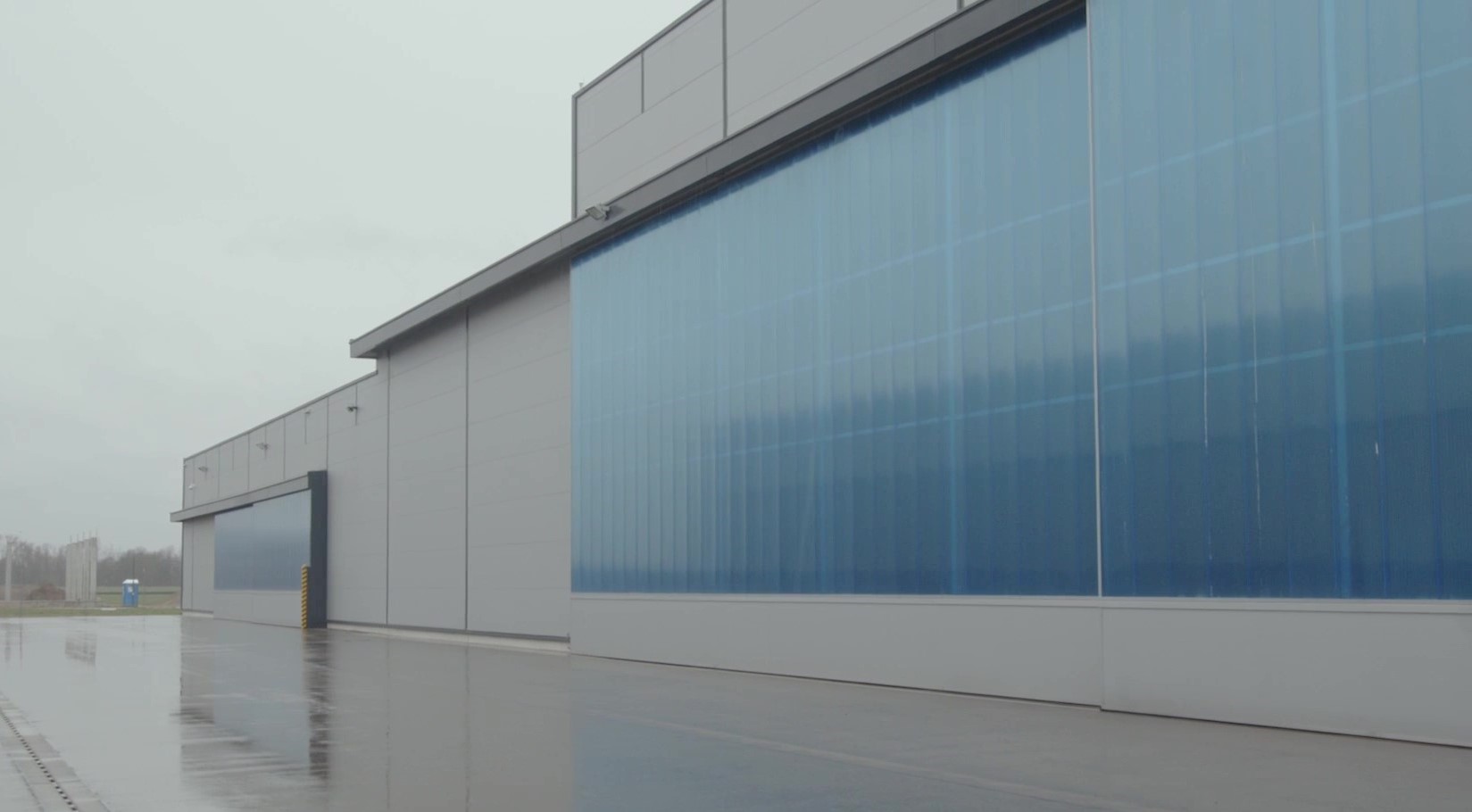 Contractors / Hall Builders