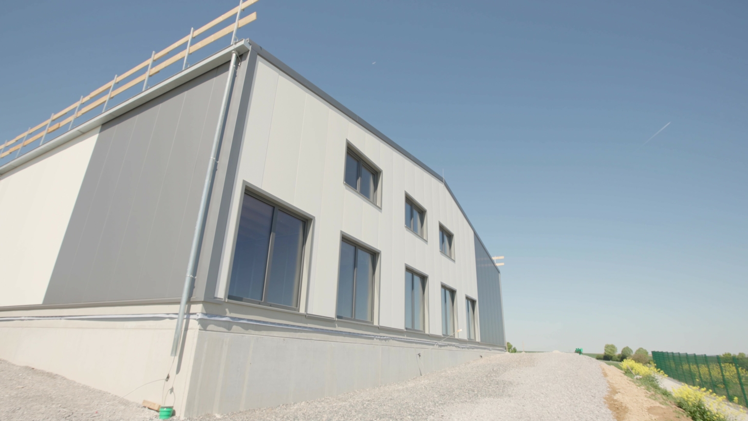 Wooden halls in modular construction by LIGNA systems